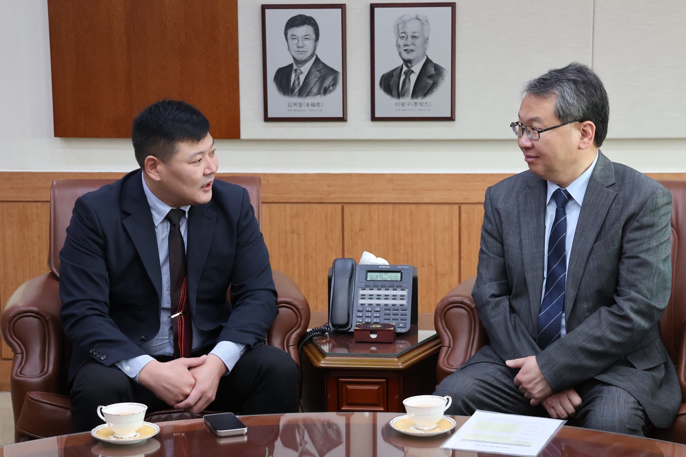 Visit of GCRA Director and Mongolian Mining Company Delegation to KIGAM ...